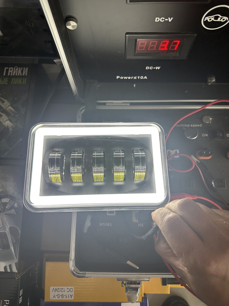 Туманки универсальный LED линза 12/24 v ближний свет