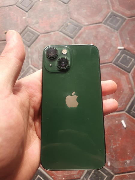 Iphone 13mini aybi yuq feys aydi ishlidi