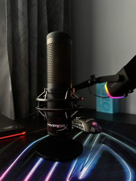 HyperX QuadCast S | Лучший микрофон для стримеров