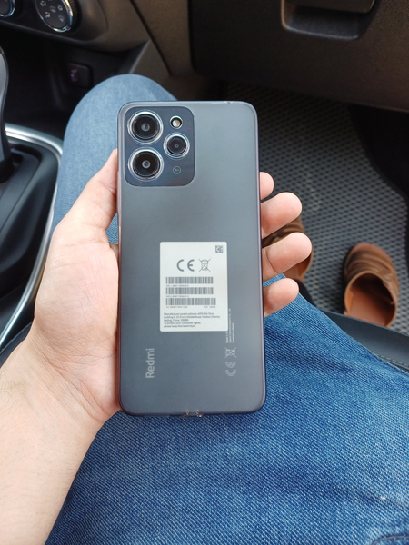 Redmi 12 8+4/256 GB идеал+бонус наушники от redmi