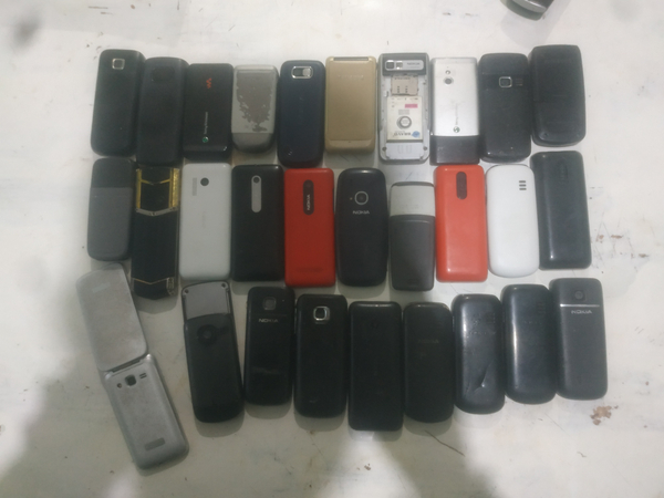 Telefon zapchasga bervoraman