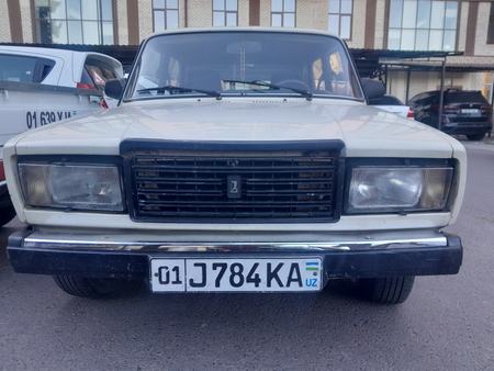 Продам 2107 жигули 1984год