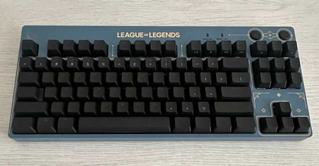 Клавиатура Logitech G Pro League of Legends Collection