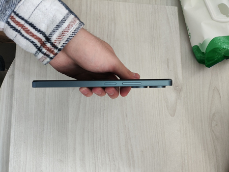 Продаю Redmi 13c 4/128gb, как новый