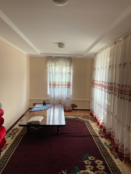 ЦЕНТР ЧИМГАНА, участок 8 соток 2-х этажный дом, идеально для бизнеса