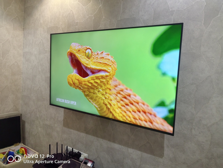 Продаётся смарт телевизор Hisense 65 4K UHD!