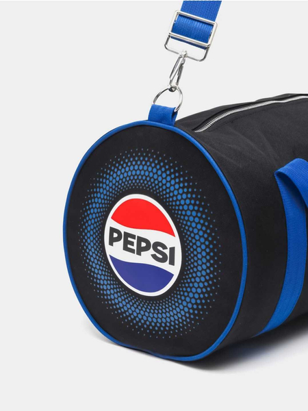 Pepsi ryugzak sotiladi