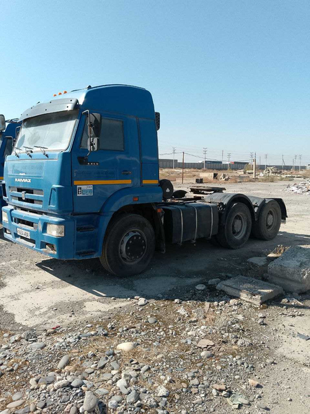 Продается КАМАЗ  тягач
