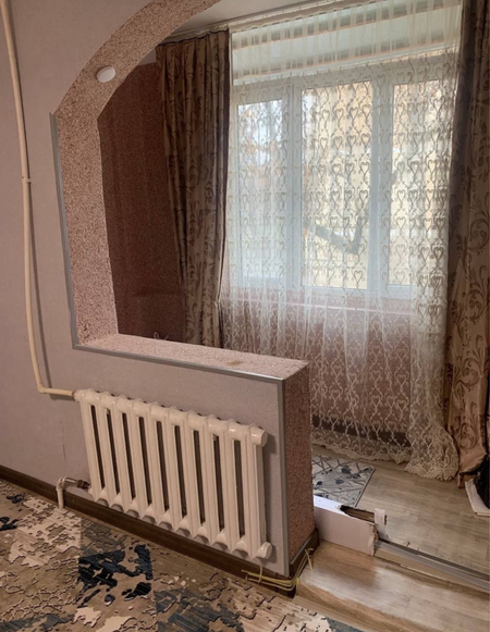 Феруза Продается квартира 2/3/4 балкон 1.5х3