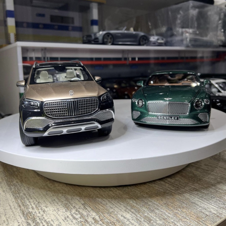 1:18 масштабе. Volkswagen ID 6 Crozz