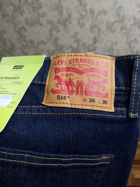 Продам мужские джинсы Levis 514 straight