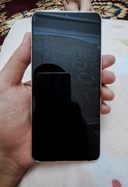 Samsung S21 Plus 5G 8/256GB Sotiladi Xolati Deyarli Ideal