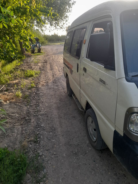 Damas. 
Yili 2018
Yurgani 1.5 kuruk 
Kirska bolmagan
Gaz/benzin
Narxi