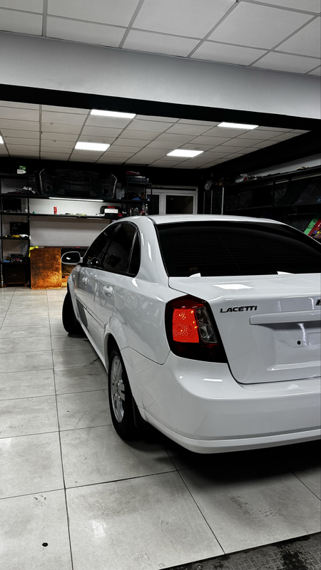 Lacetti 1.8 aftamat Arendayam bor srochna sotiladi