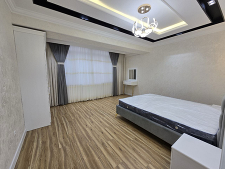 Продается 3 ком. Квартира на 2 этаже площадью 87 кв.м. В Вокзале