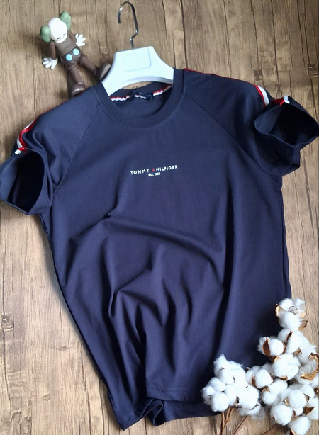 Футболки Tommy Hilfiger