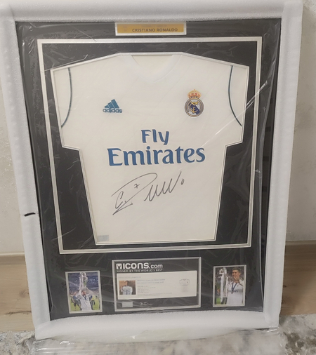 Cristiano Ronaldo futbolkasi