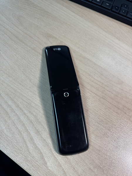 Продаётся LG exelt 360