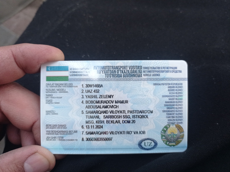 Uazik sotiladi  kimga kerak bulsa kelinglar