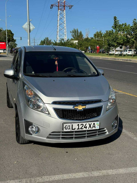 Продам Chevrolet Spark 2015 года