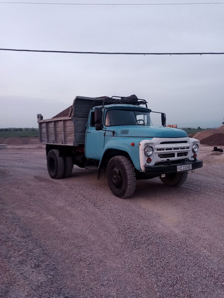 Howo Zil Kamaz Isuzuda.
