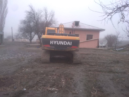 Экскаватор гусеничный Hyundai ROBEX 220 LC-9s 85.000 уе