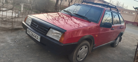 Lada 2109 satiladi