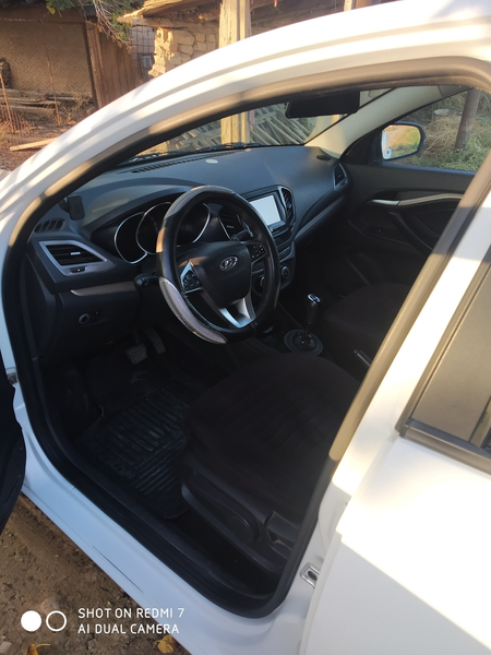 Lada vesta sotiladi