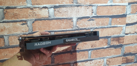 Rx 6700xt Gigabyte ideal sostayana