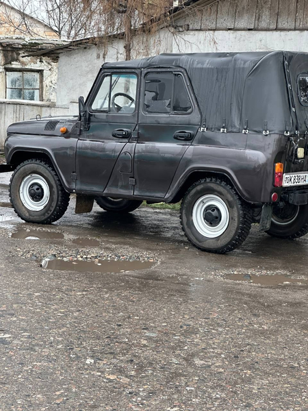 Uaz469 yili 1988