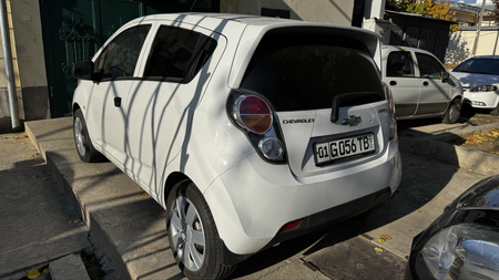 Arenda Varyant Spark 2011 yil 180000 km 2 pazitsiya