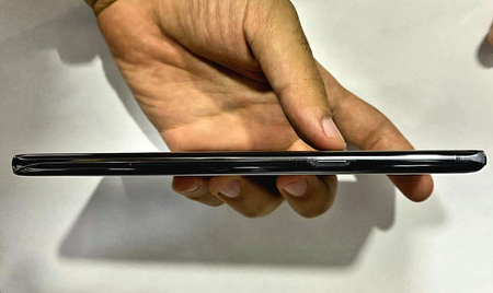 Samsung s 10 5g 8/256 идеал холатда