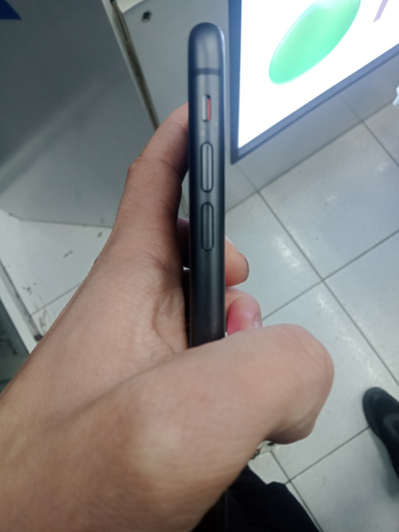 iPhone 11 64 gb ideal