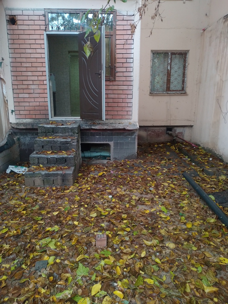 Юнусабад19кв ,2/1/5 Евра Агарод места супер