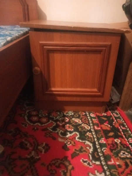 Спалний/2та тумбаси бн 700000сум