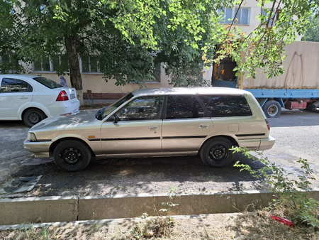 Продаëтся тайота камри 1988 дизель в хорошем состоянии