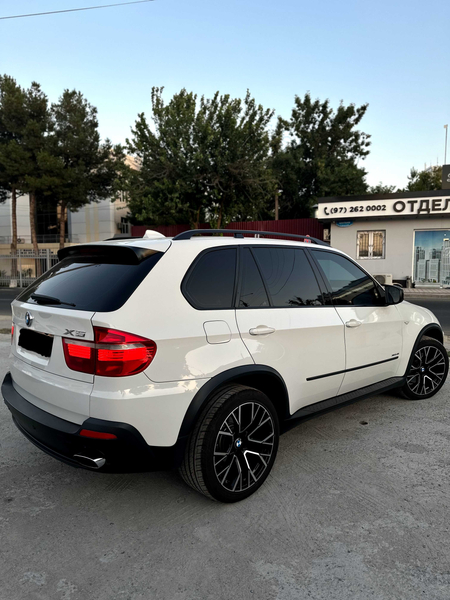 Срочно Продаётся BMW X5 48i Xdrive в идеальном состоянии