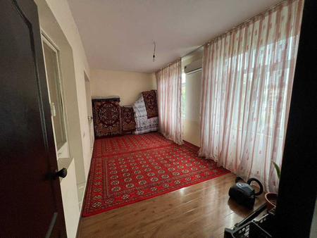 Продается квартира 5 комнат Ц квартал 3 этаж срочно (207)