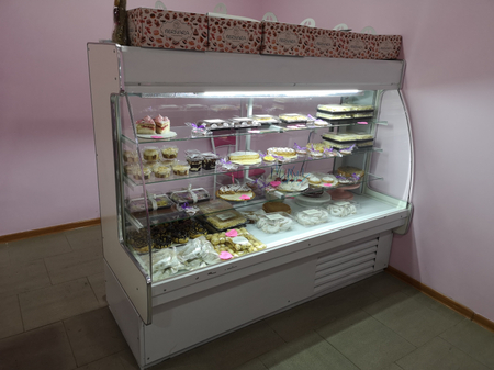Витринные Холодильники под Торты