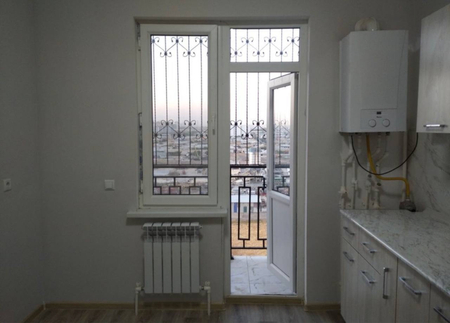 Arenda sergili yangi darxon 3 xona 400$
