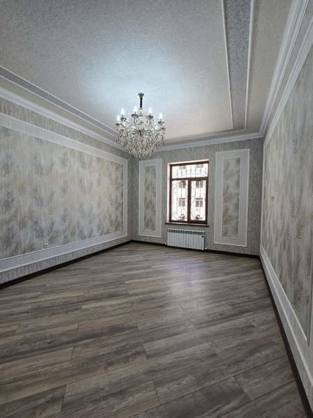 Продается 4 этажный дом с лифтом с 11 комнатами площадью 4 соток