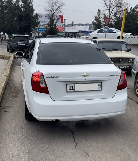 Lacetti avtomat 2010