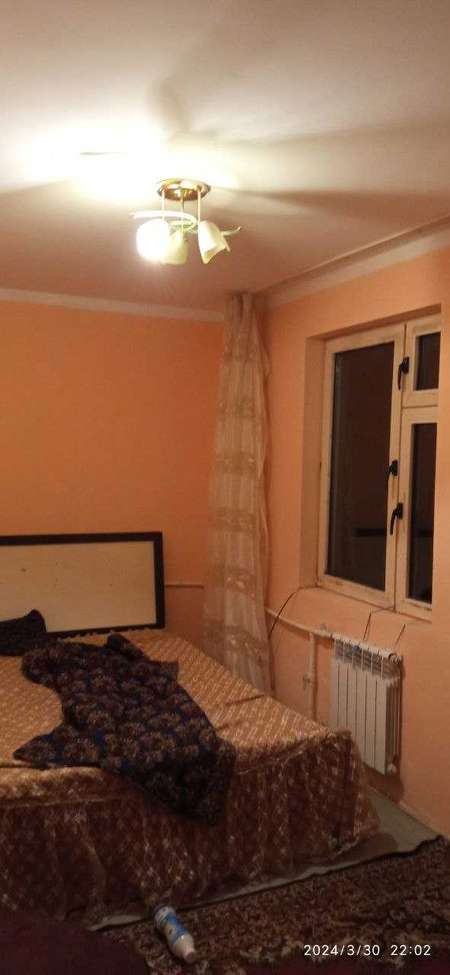 Продам квартиру на Чиланзаре, улица Наккошлик 2/3/4 кирпич, раздельные
