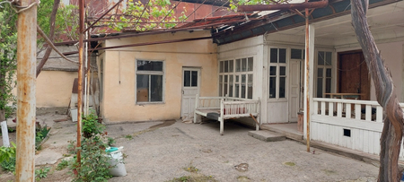 Ховли уй сотилади