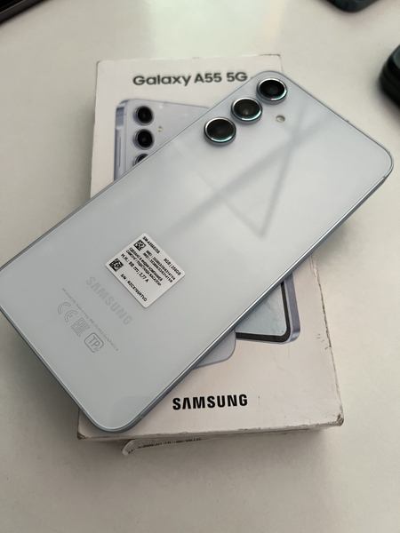 Galaxy a55 sotiladi 8/256 paket xolati
