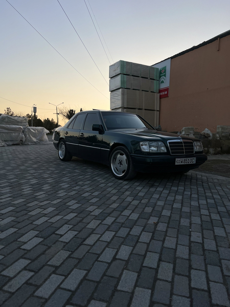 W124 E230 sotilvotti Uzbda yagona rang