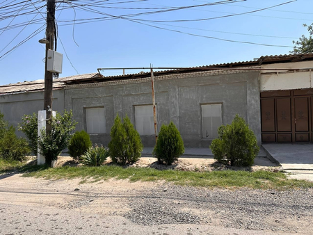 Srochni hovli yet sotiladi 4,5 sotiq