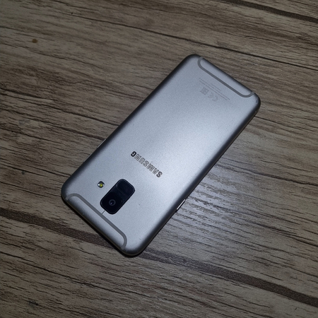 Samsung Galaxiy A6