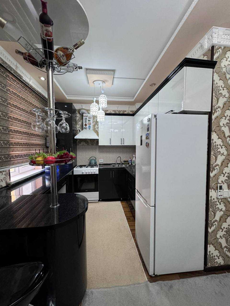 3 xonali 1-qavat 5 qavatli yangi gishtli dom 60m²\\nAdres: 7-mkr