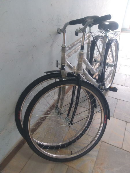 Ural velosiped velik sotiladi arzon narxda